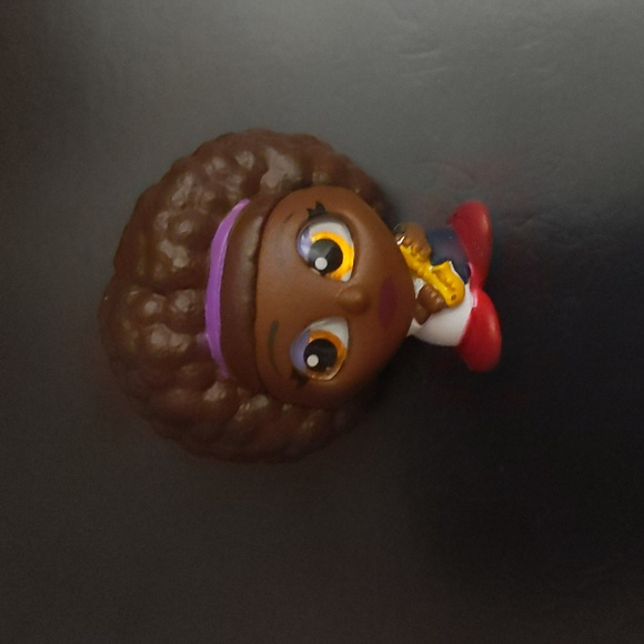 Disney | Toys | Dorothea Disney Doorable | Poshmark